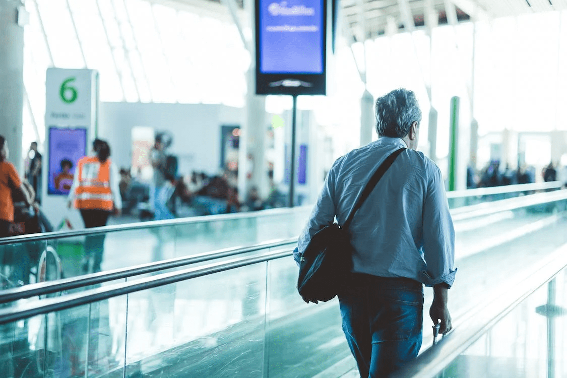 3 Perks of Choosing an Airport Transfer Service - GoComfort
